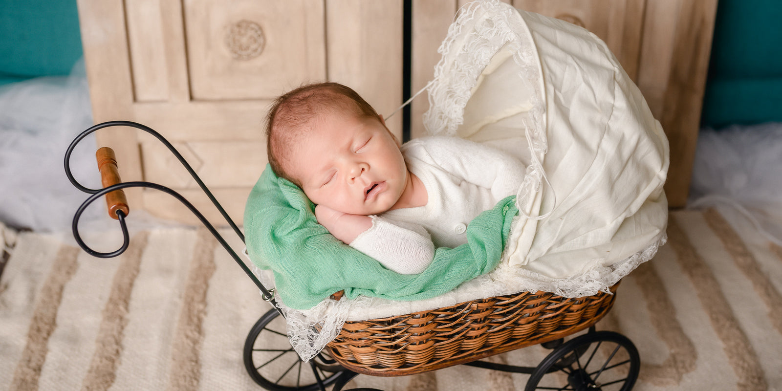 The Evolution of Baby Strollers: A Stroll Down Memory Lane – Maternity ...